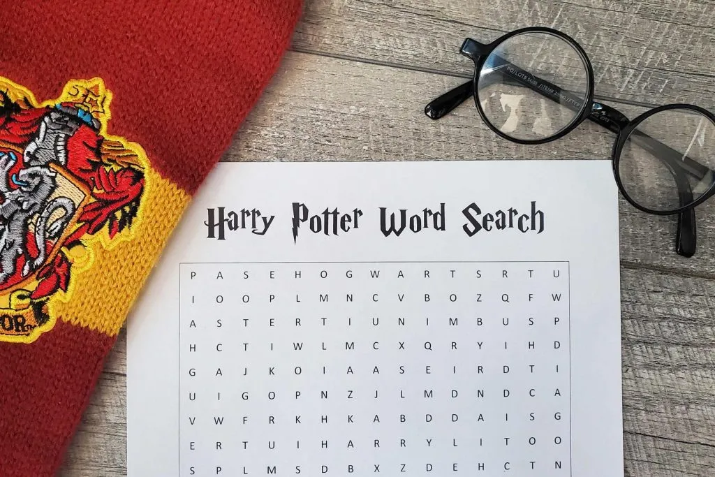 50+ BEST Harry Potter Crafts a Wizarding Round-Up