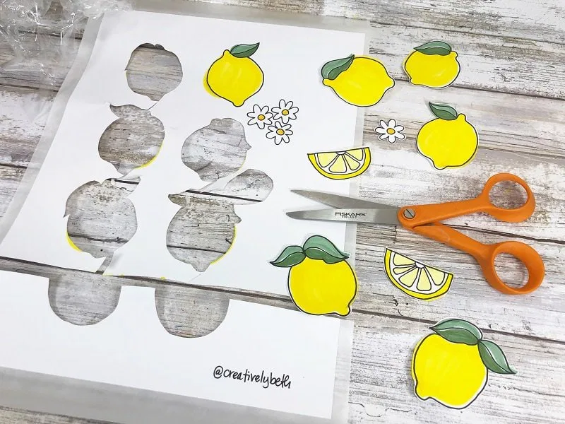 Hand Lettered Lemonade Quote and Free Doodles