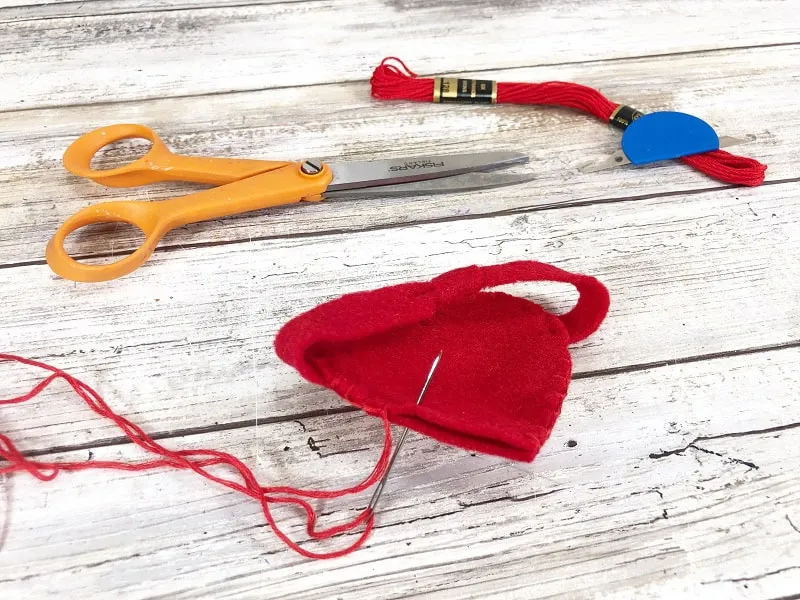 Easy Poly-Fil Pocket Hugs with Free Printable Tags