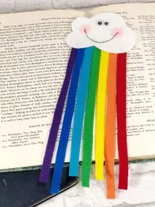 Easy Felt Rainbow Bookmark