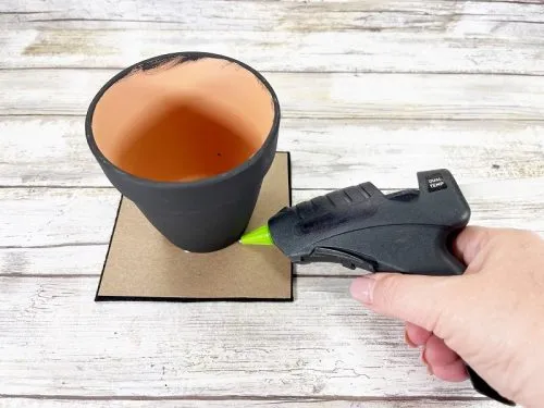 Dollar Tree Craft Clay Pot Graduation Cap