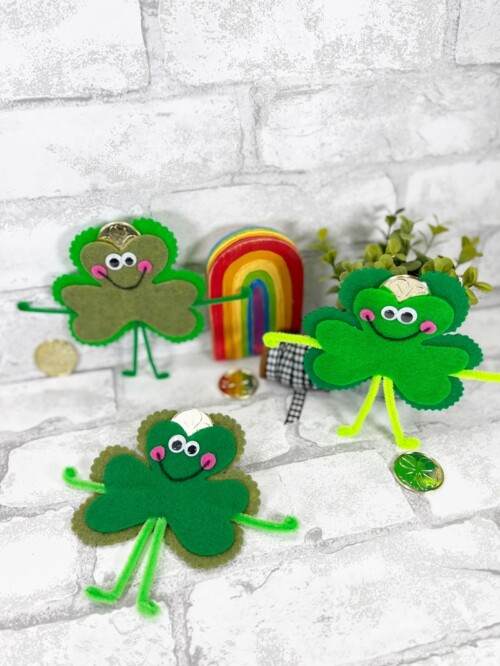Felt Shamrock Pocket People