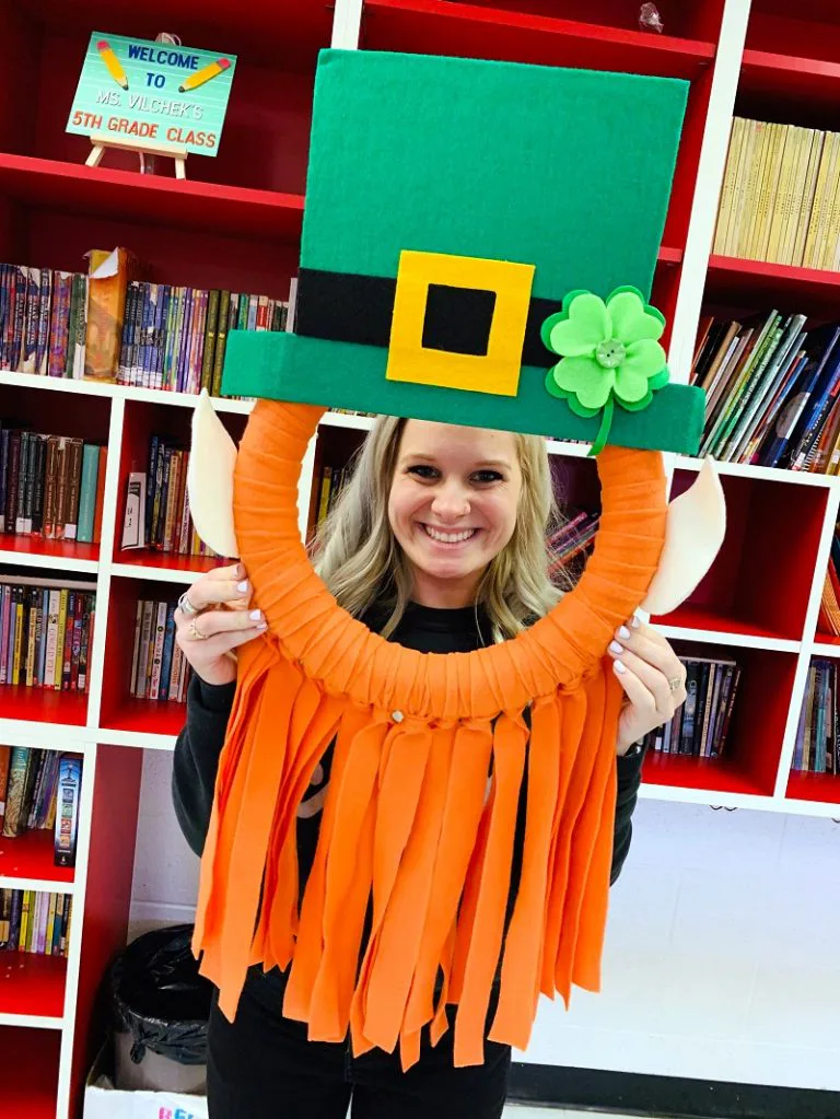 Dollar Tree Rainbow Pot of Gold Craft