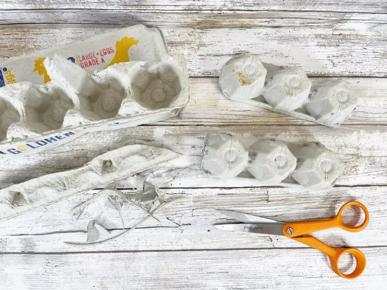 Recycled Egg Carton Bats for Halloween Party FUN!