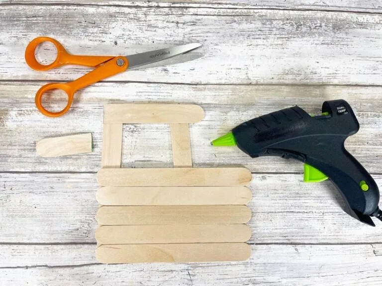 Dollar Tree Craft Stick Tractor