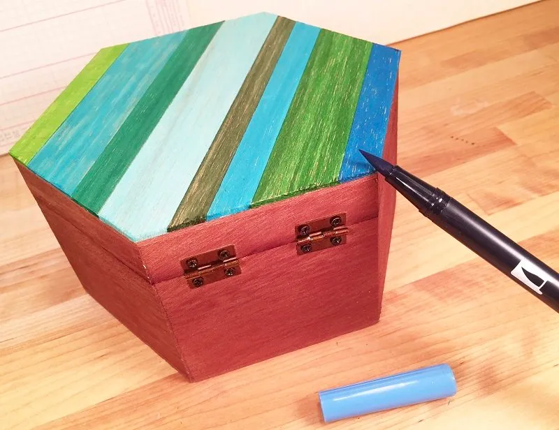 How to Stain a Wooden Box with Markers