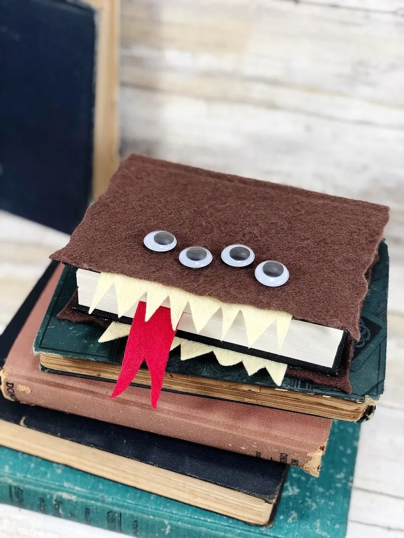 Harry Potter Monster Book of Monsters