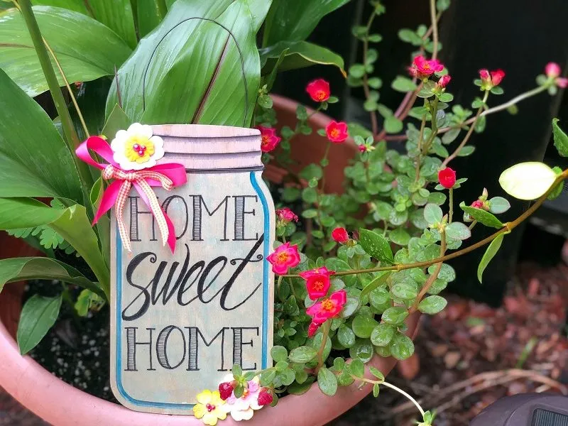 Wooden Mason Jar Sign with a Hand Lettered Message
