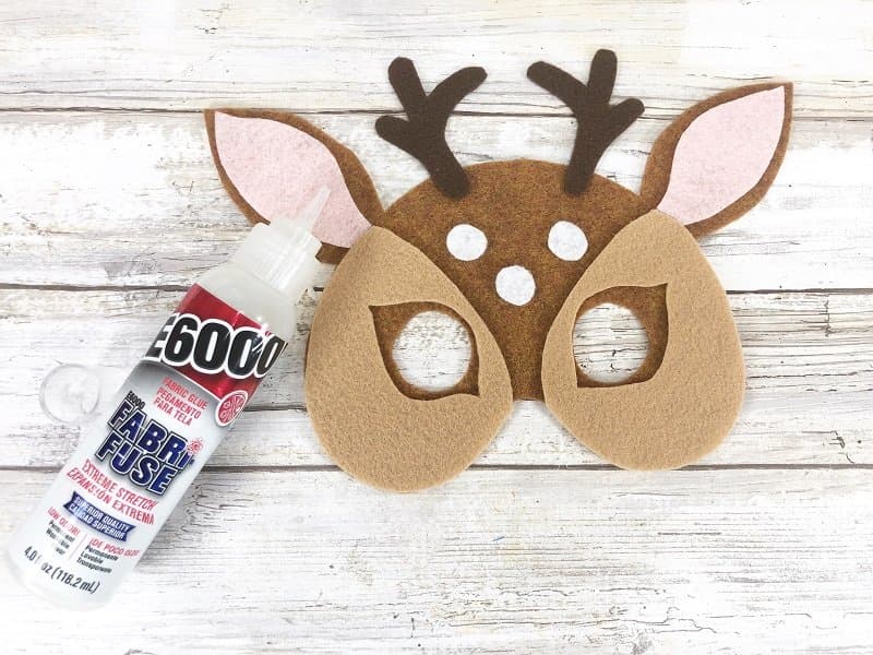 Woodland Deer Felt Mask an Easy No-Sew DIY