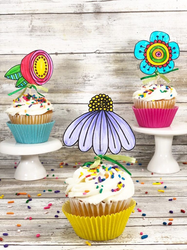 Doodle Flower Cupcake Toppers with a FREE Printable
