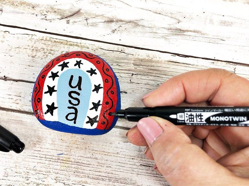 Patriotic Painted Rocks to Celebrate America