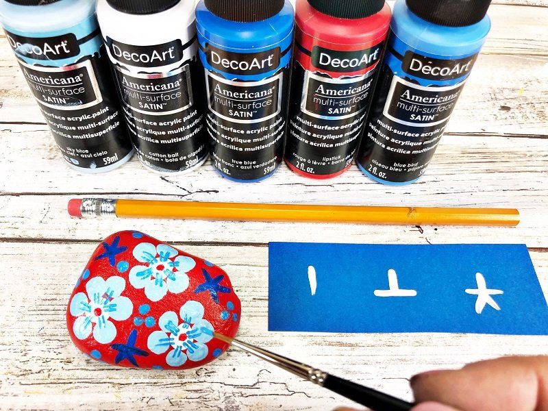 Patriotic Painted Rocks to Celebrate America
