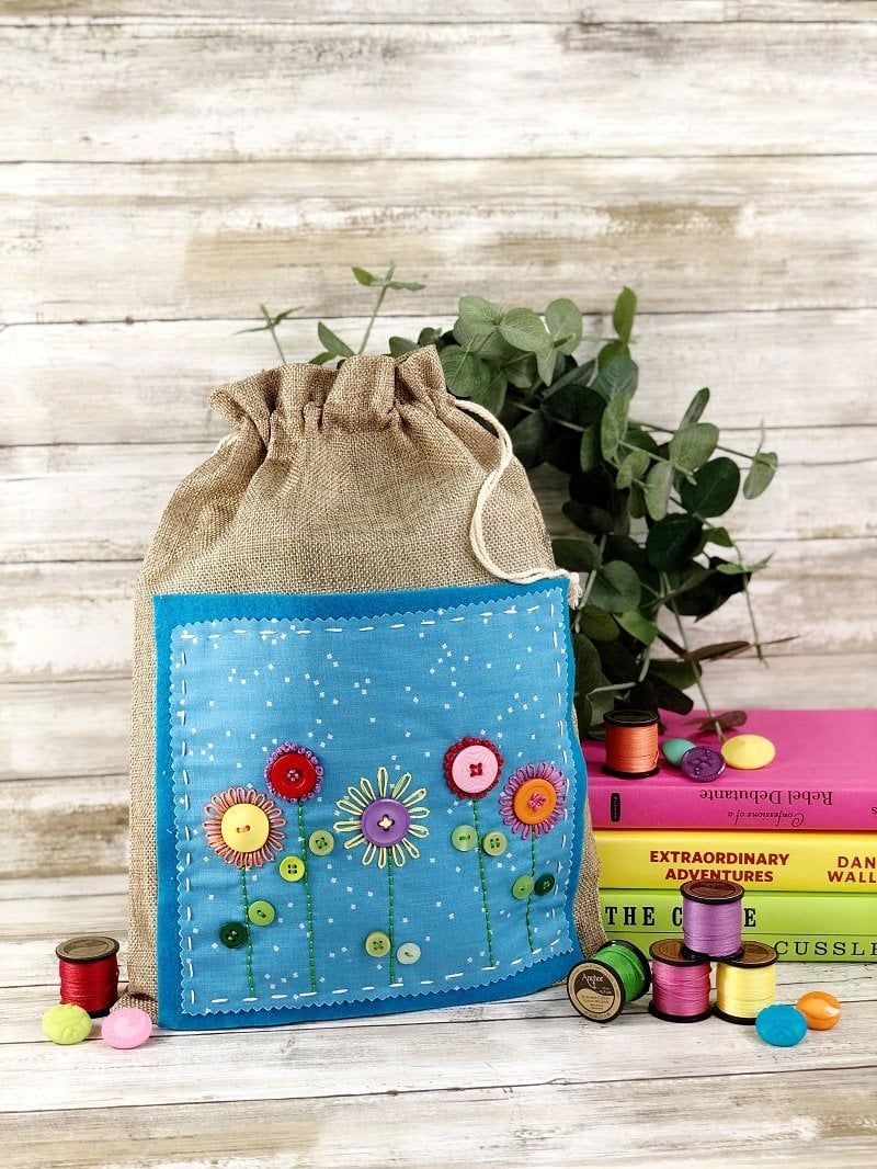 Embroidered Button Flower Bag with Four Stitches