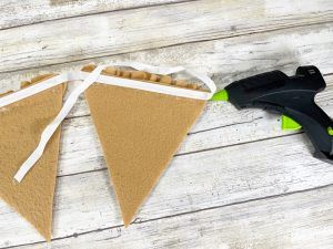 DIY Thanksgiving Pie Banner with Kunin Felt