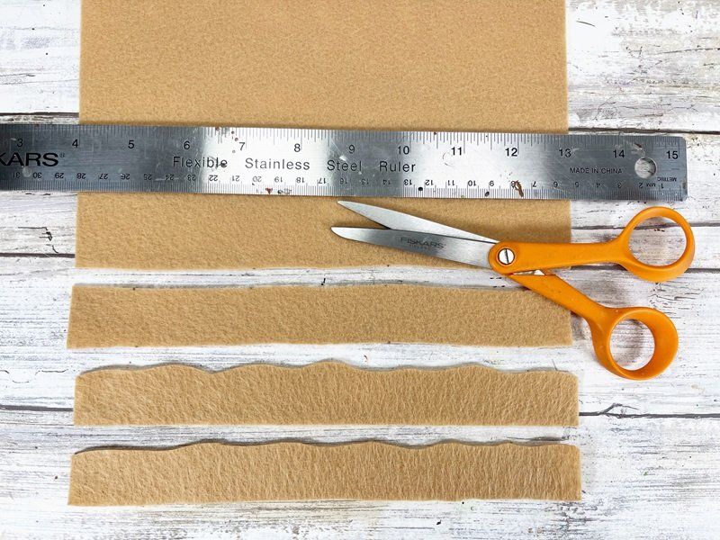 DIY Thanksgiving Pie Banner with Kunin Felt