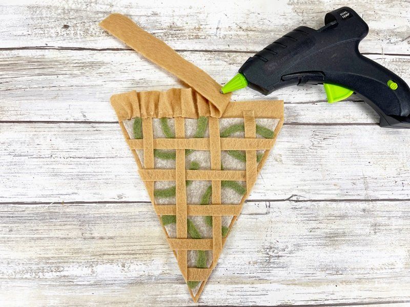 DIY Thanksgiving Pie Banner with Kunin Felt