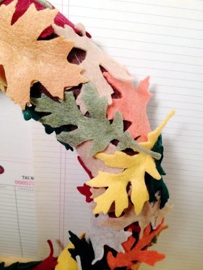 Falling Leaves Autumn Wreath a Home Decor Tutorial
