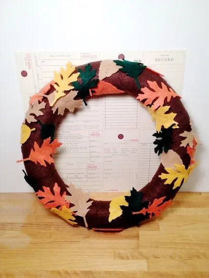 Falling Leaves Autumn Wreath a Home Decor Tutorial