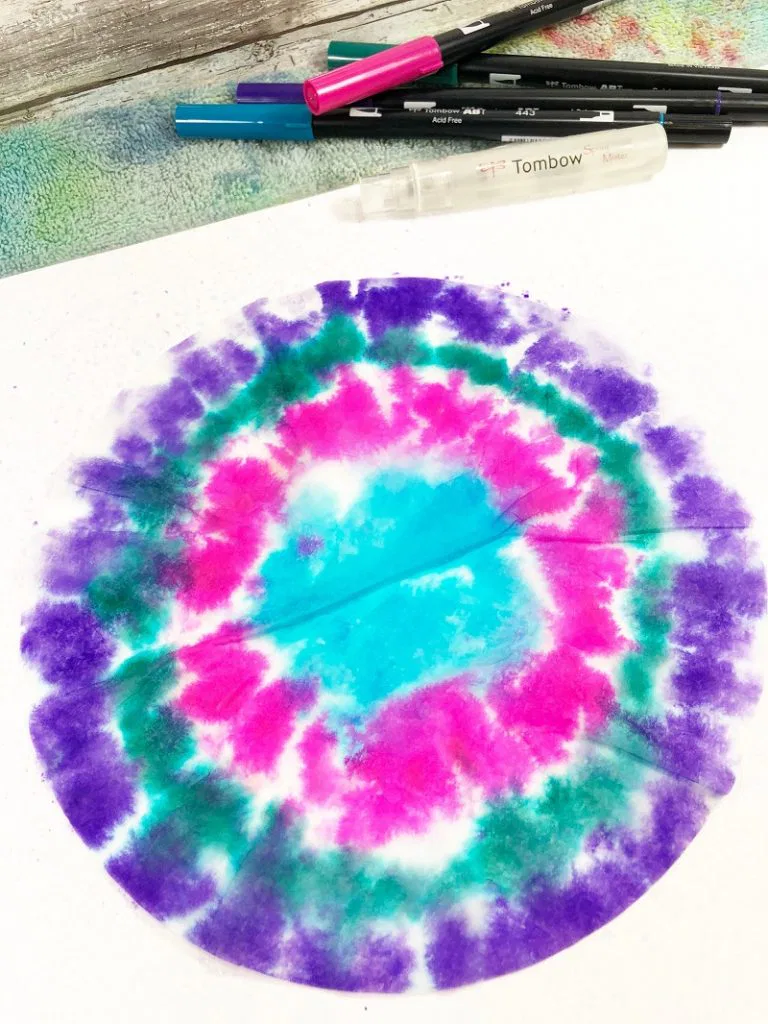How to Tie Dye Coffee Filters with Tombow Dual Brush Pens