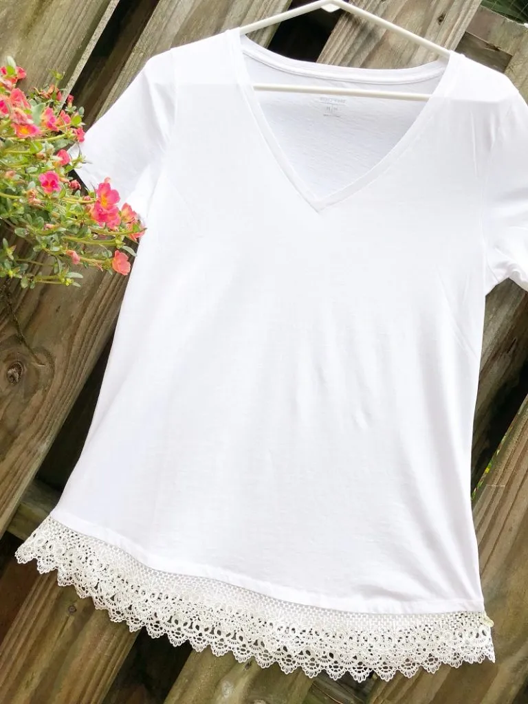 3 No-Sew Lace Trim Tees for Summer