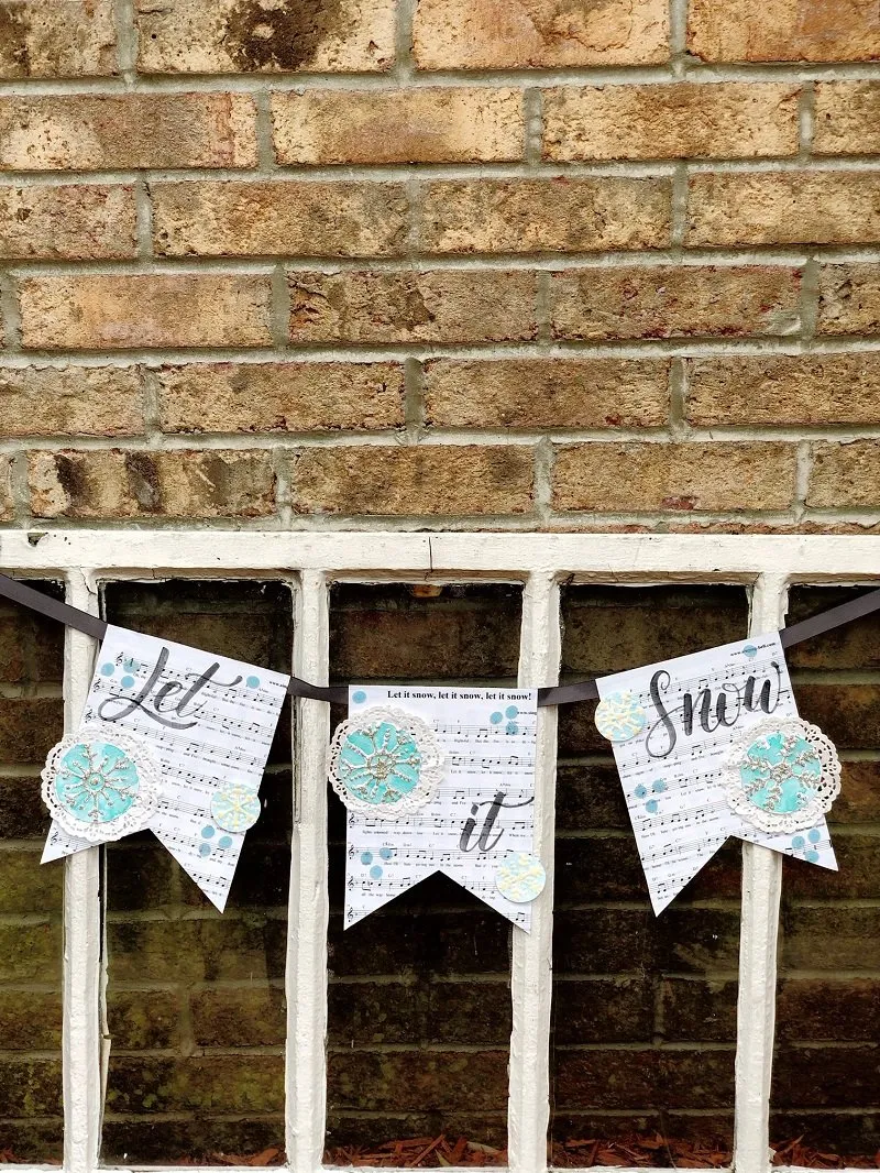 LET IT SNOW BANNER CREATIVELY BETH VERTICAL FEATURED | Creatively Beth