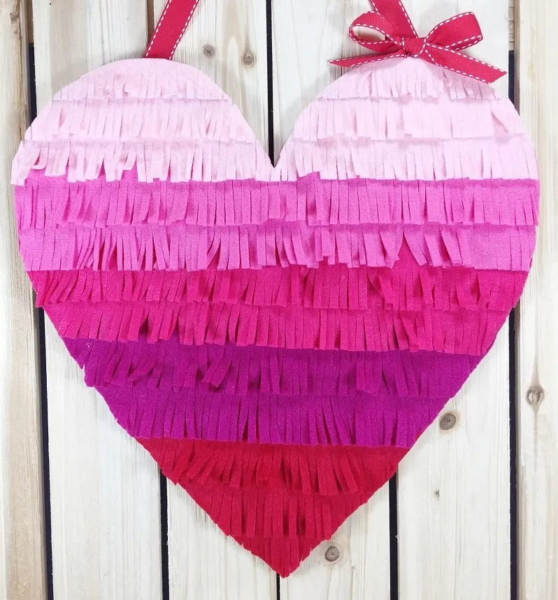 Ombre Felt Fringed Heart a DIY for Valentine's Day