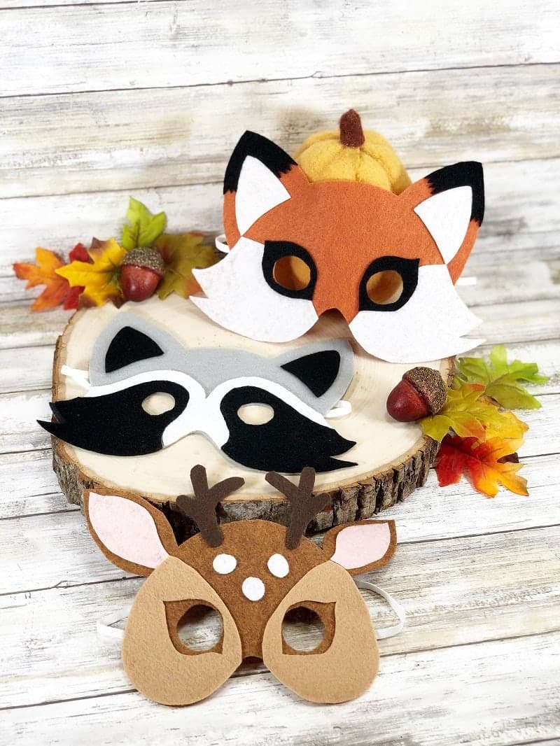 Woodland Deer Felt Mask an Easy No-Sew DIY