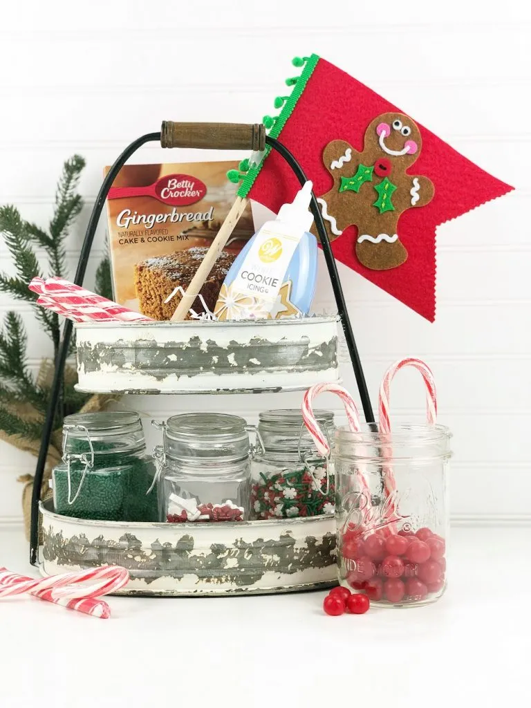 Felt Gingerbread Gift Tag Flag with Kunin