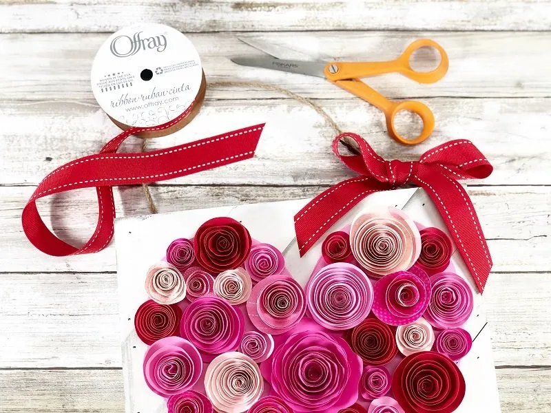 DIY Rolled Paper Flowers with Beacon