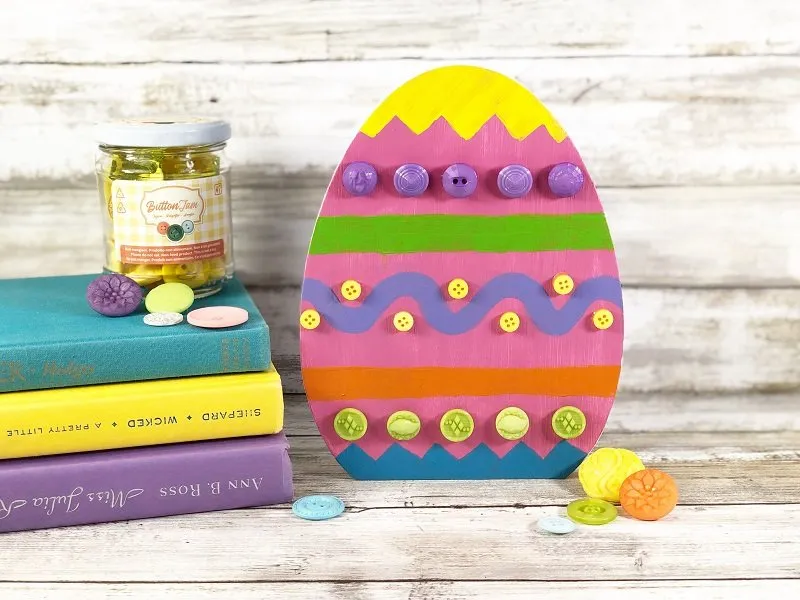 DIY Button Wall Art for Easter