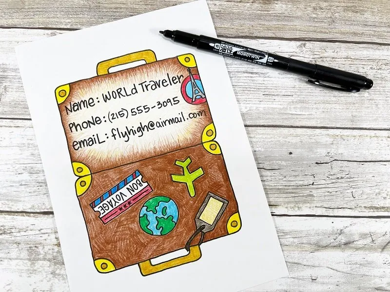 How to Make Laminated Luggage Tags with a Free Printable