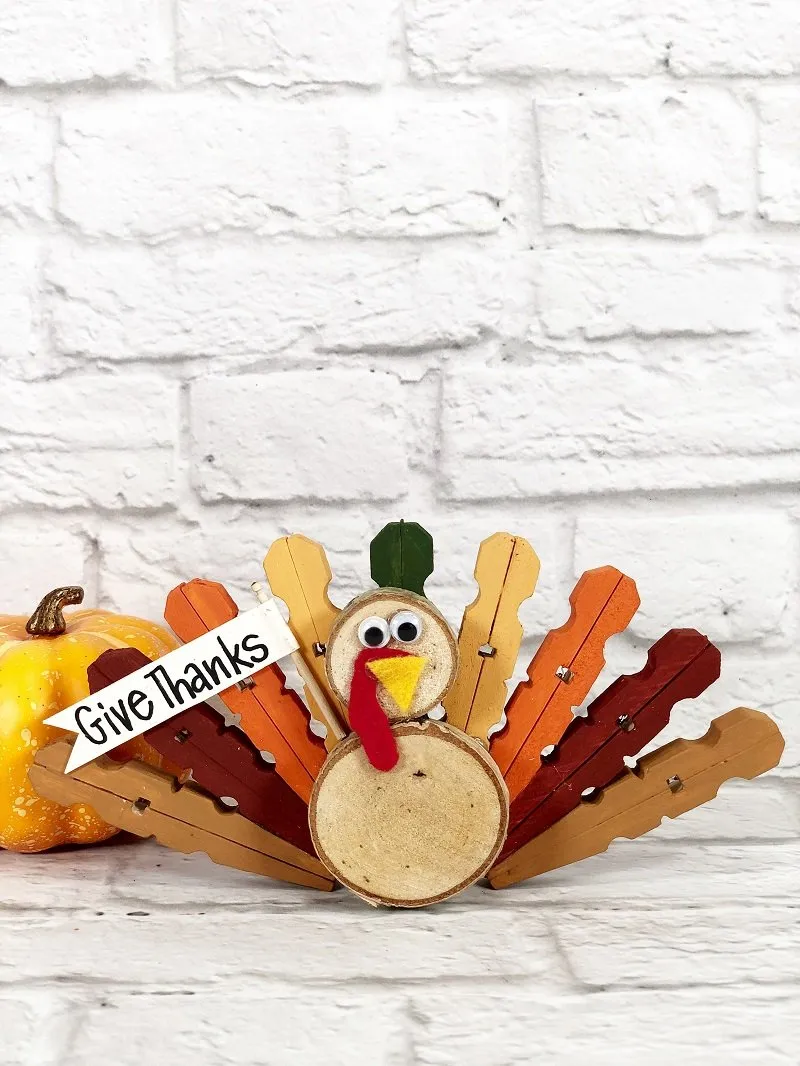 DIY Dollar Tree Craft Clothespin Turkey