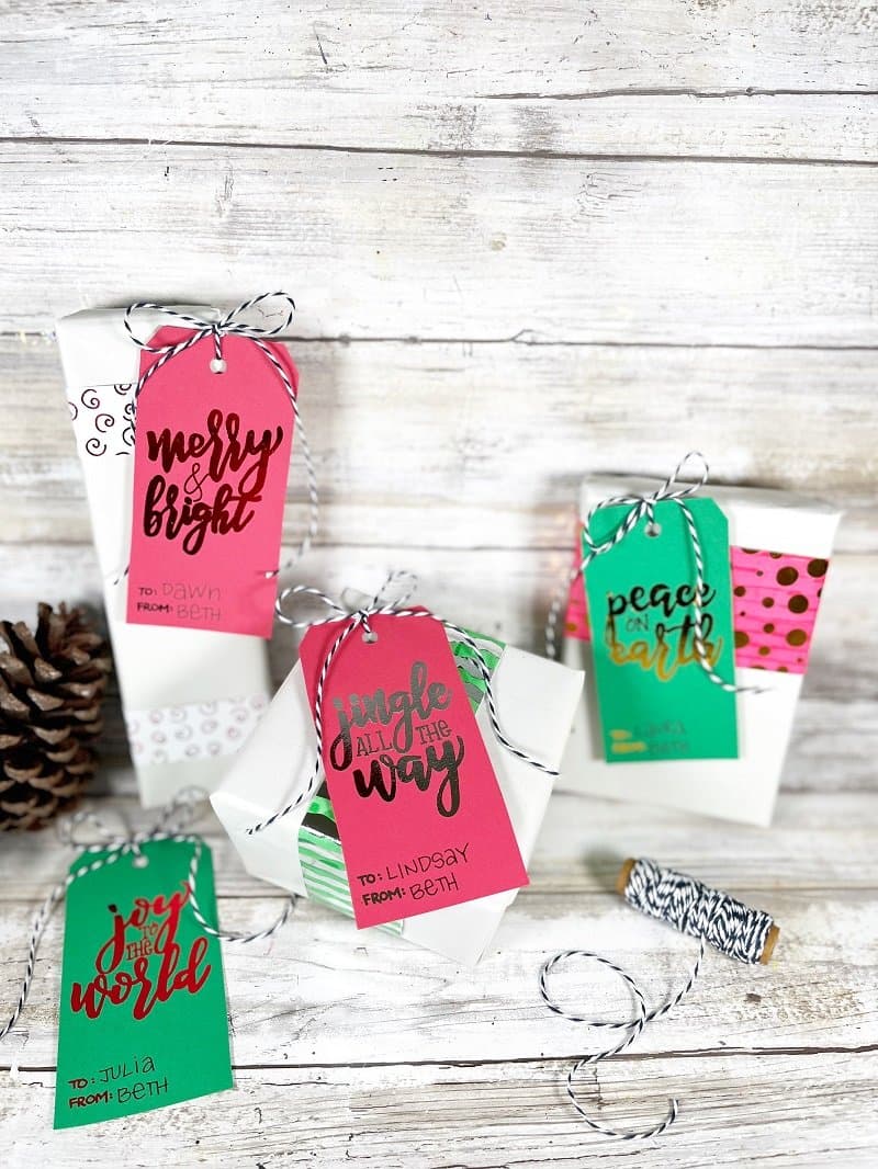 Free Printable Holiday Gift Tags to Foil with Therm-O-Web