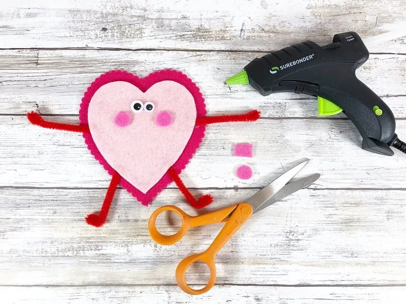 Dollar Tree Craft Felt Heart Pocket People