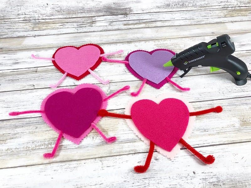 Dollar Tree Craft Felt Heart Pocket People