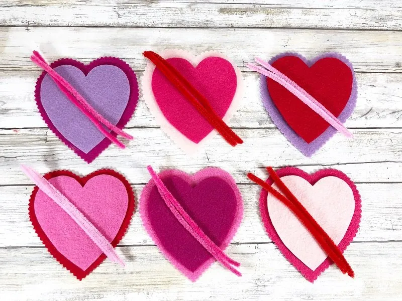 Dollar Tree Craft Felt Heart Pocket People