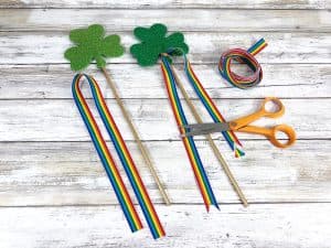 5 Minute Dollar Tree Shamrock Wands