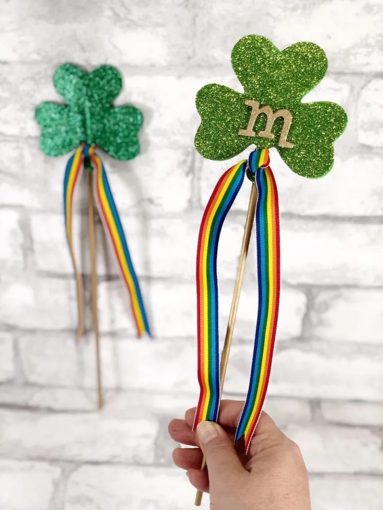 5 Minute Dollar Tree Shamrock Wands