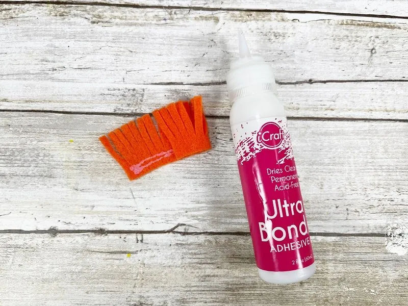 DIY Button Wall Art for Easter