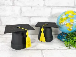 Dollar Tree Craft Clay Pot Graduation Cap