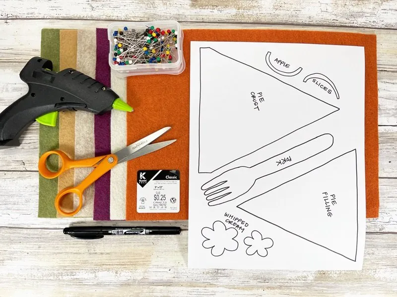DIY Thanksgiving Pie Banner with Kunin Felt