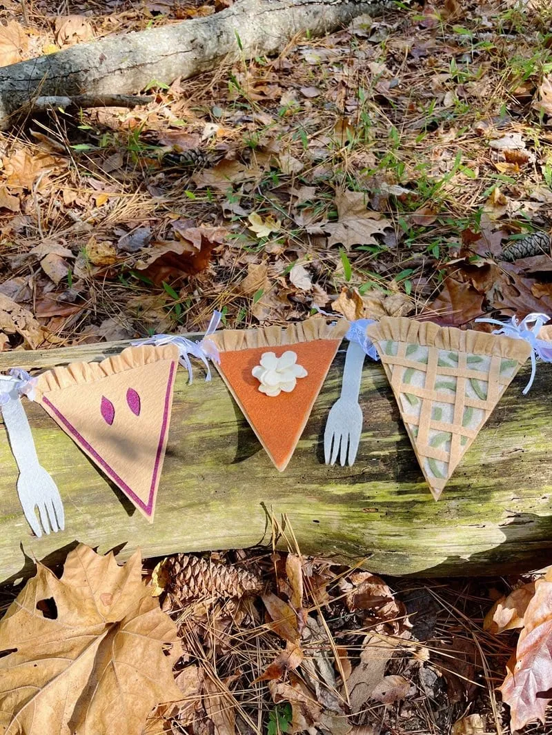 DIY Thanksgiving Pie Banner with Kunin Felt