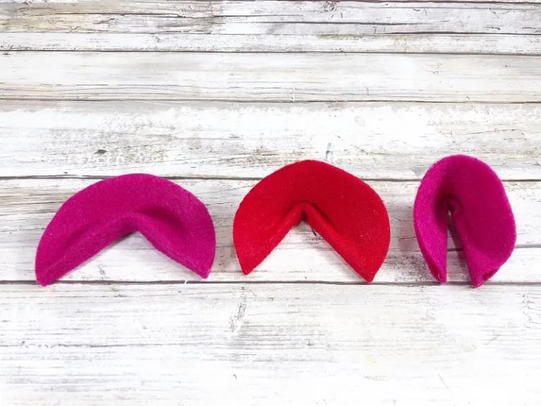 15 Minute Felt Fortune Cookies